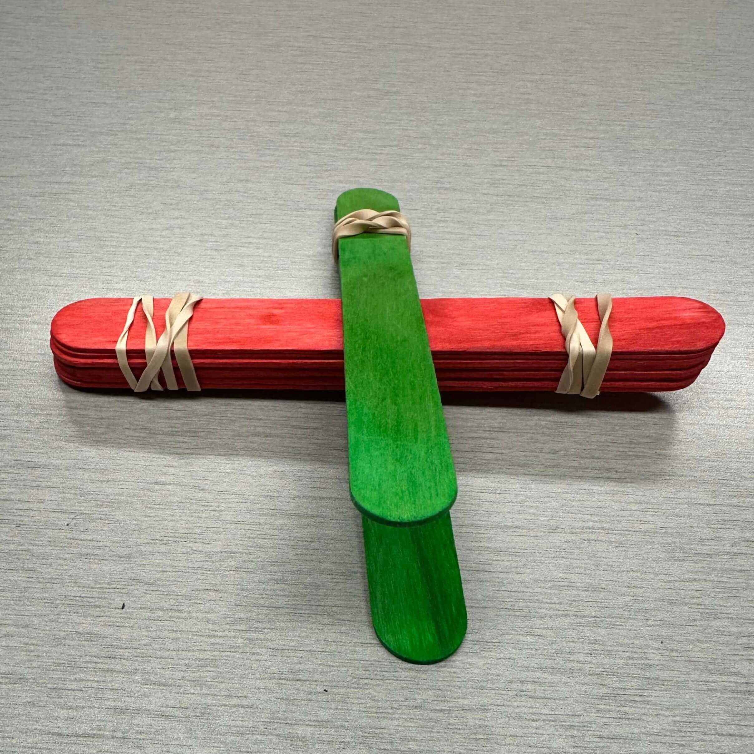 Christmas Catapult STEM Activity for Kids – Enhancing Enrichment
