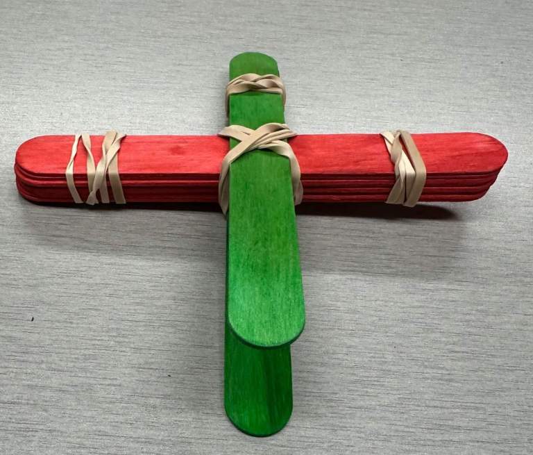 Christmas Catapult STEM Activity for Kids – Enhancing Enrichment